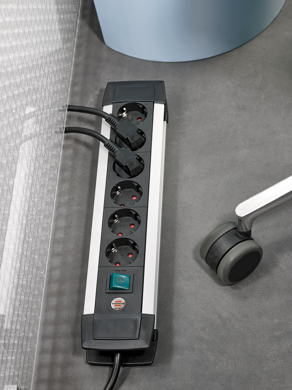 Premium Alu-Line power strip 4-way 1,8m H05VV-F 3G1,5 | brennenstuhl®