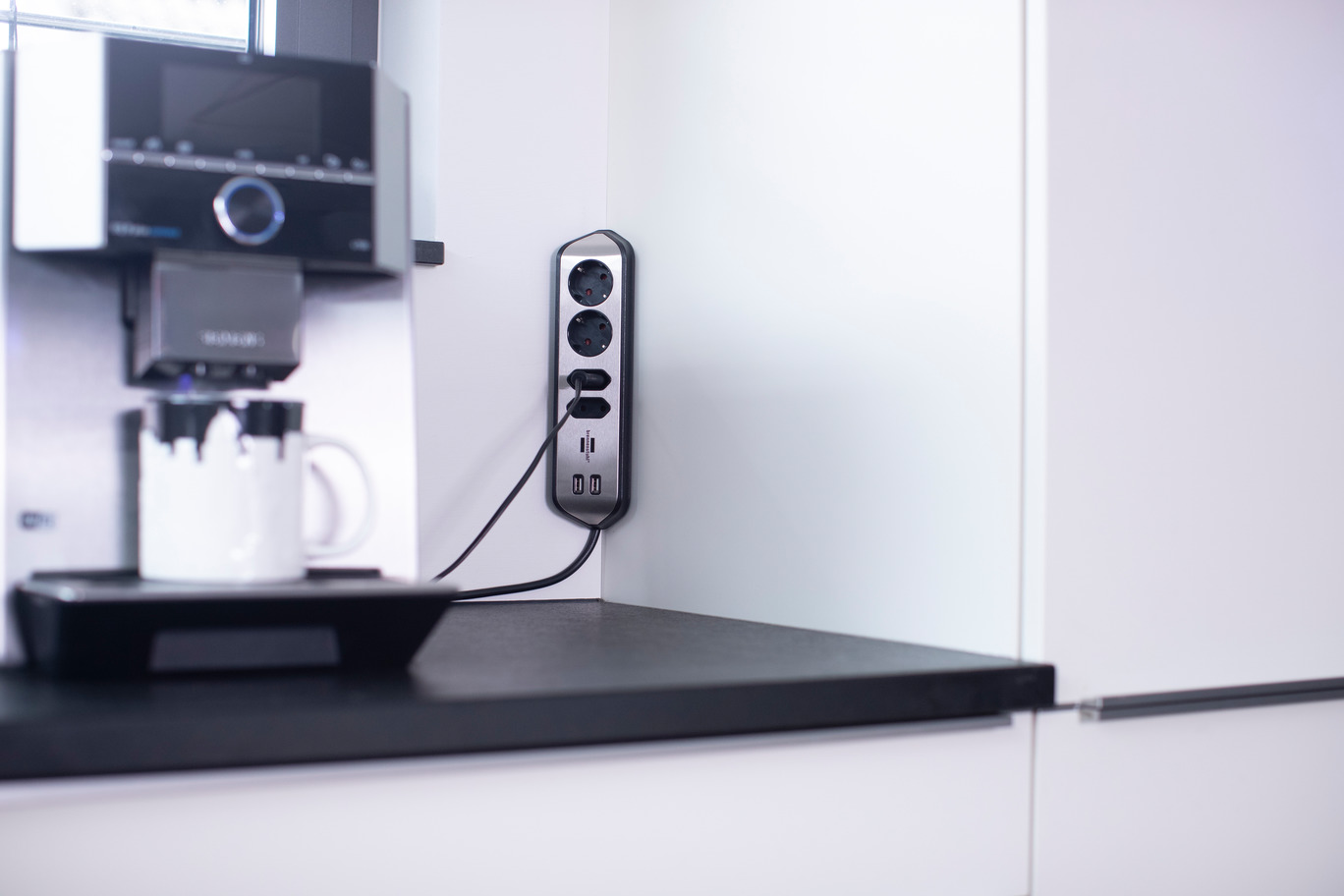 brennenstuhl®estilo corner extension lead with USB charging function 4 ...