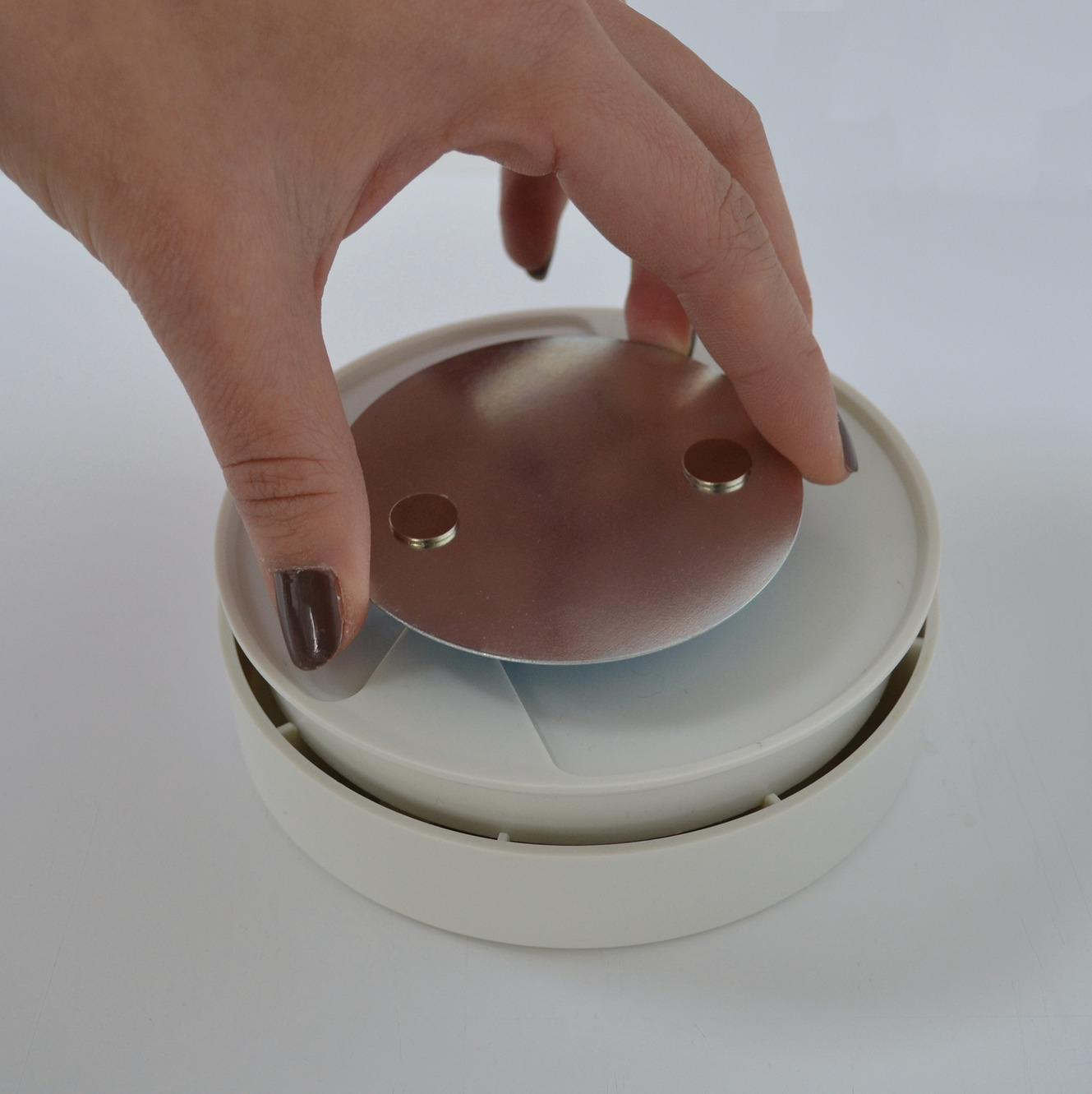 Magnet Assembly Plate BR 1000 for smoke detector | brennenstuhl®