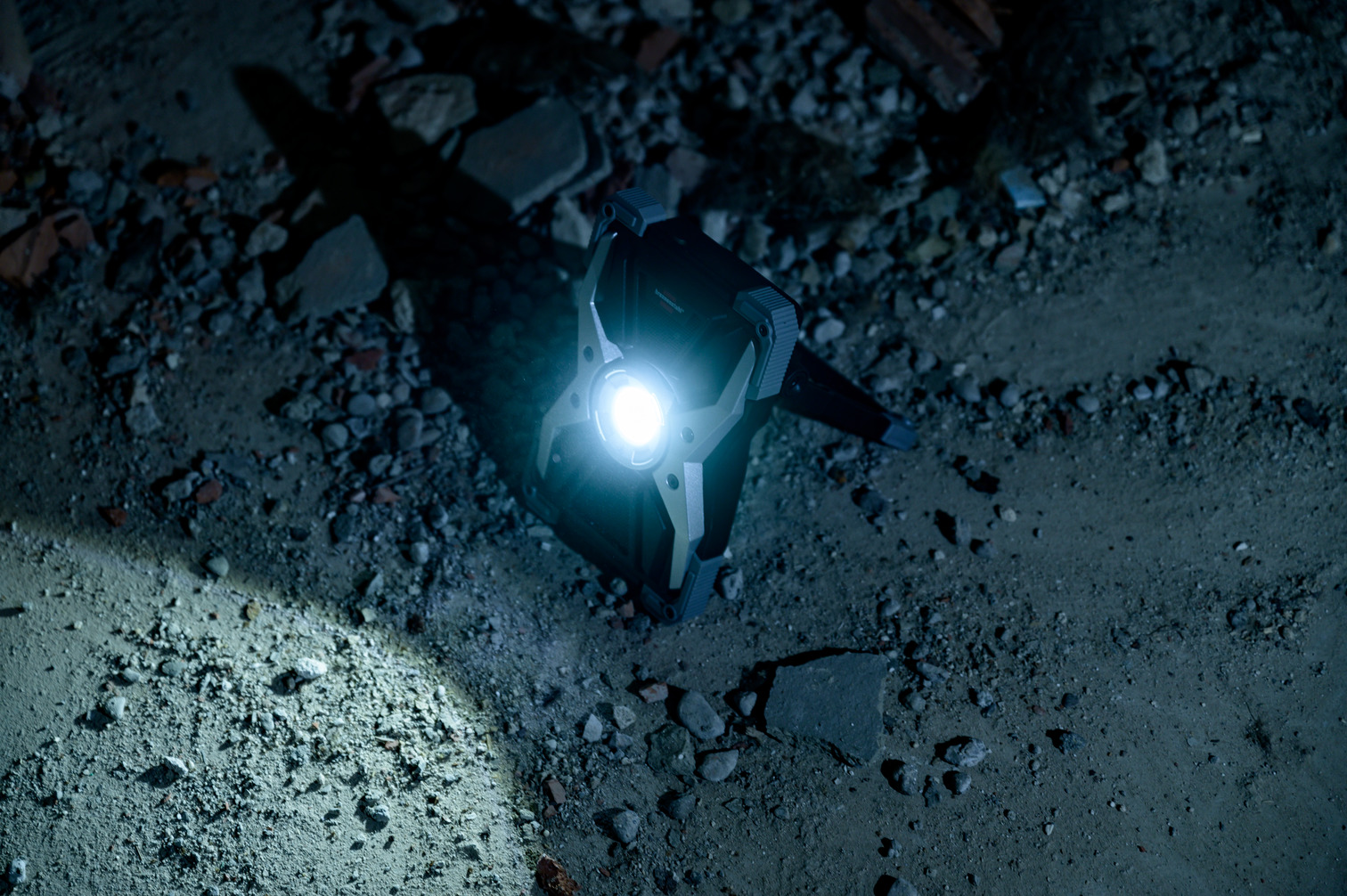 Rechargeable LED Work Light RUFUS 1500 MA, 1500lm, IP65 | brennenstuhl®