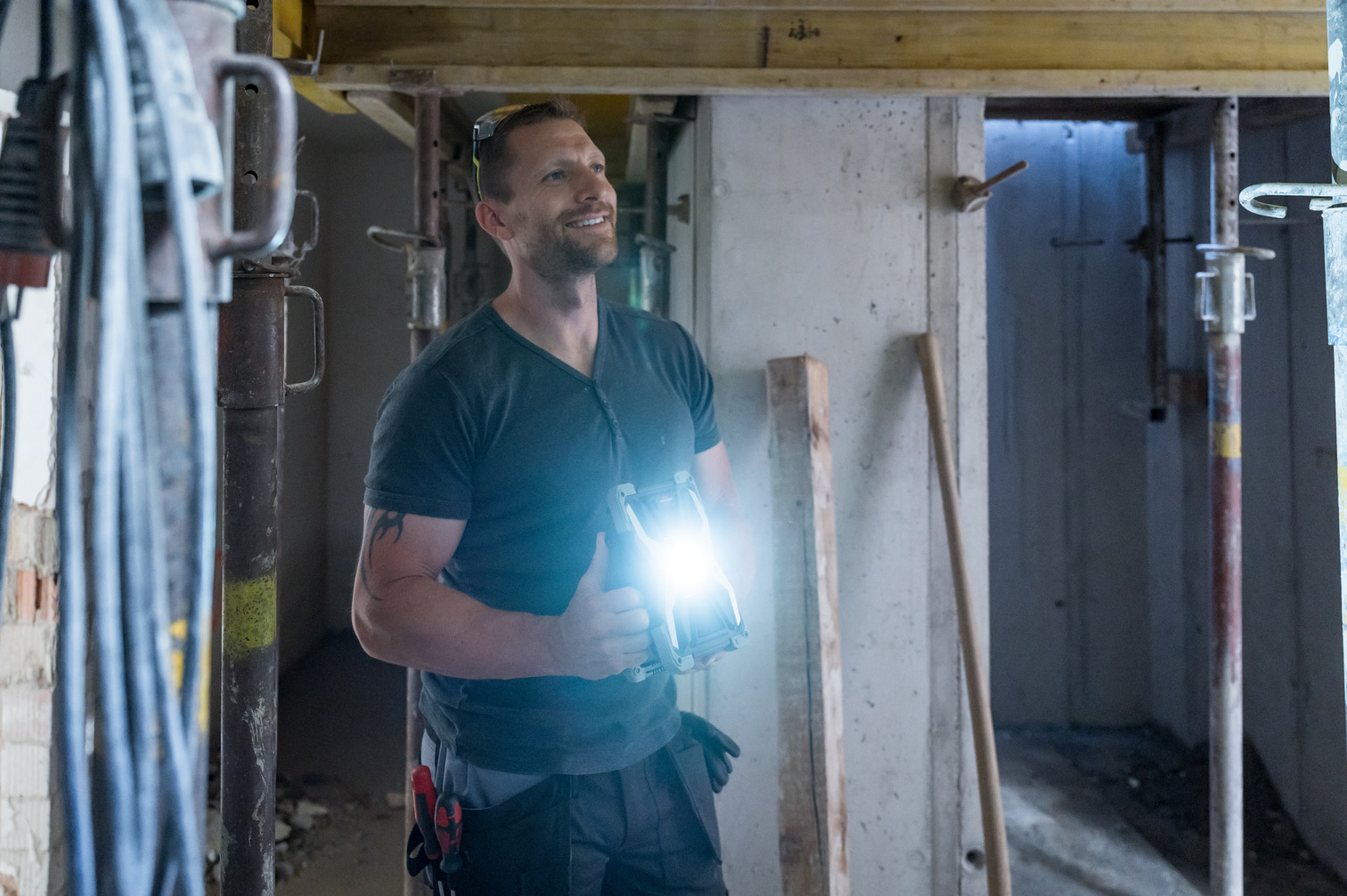 Rechargeable LED Work Light RUFUS 1500 MA, 1500lm, IP65 | brennenstuhl®