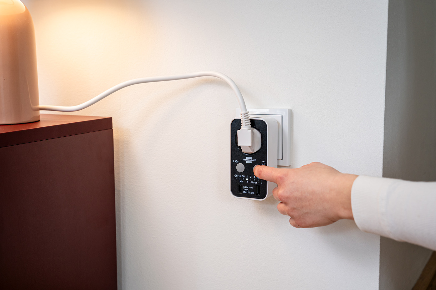 Digital countdown timer with USB A and USB C white/black | brennenstuhl®